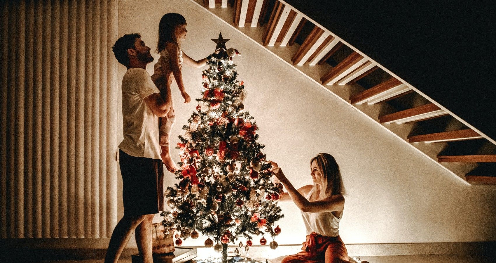 Experts Share How To Explain This Years Holidays To The Kids