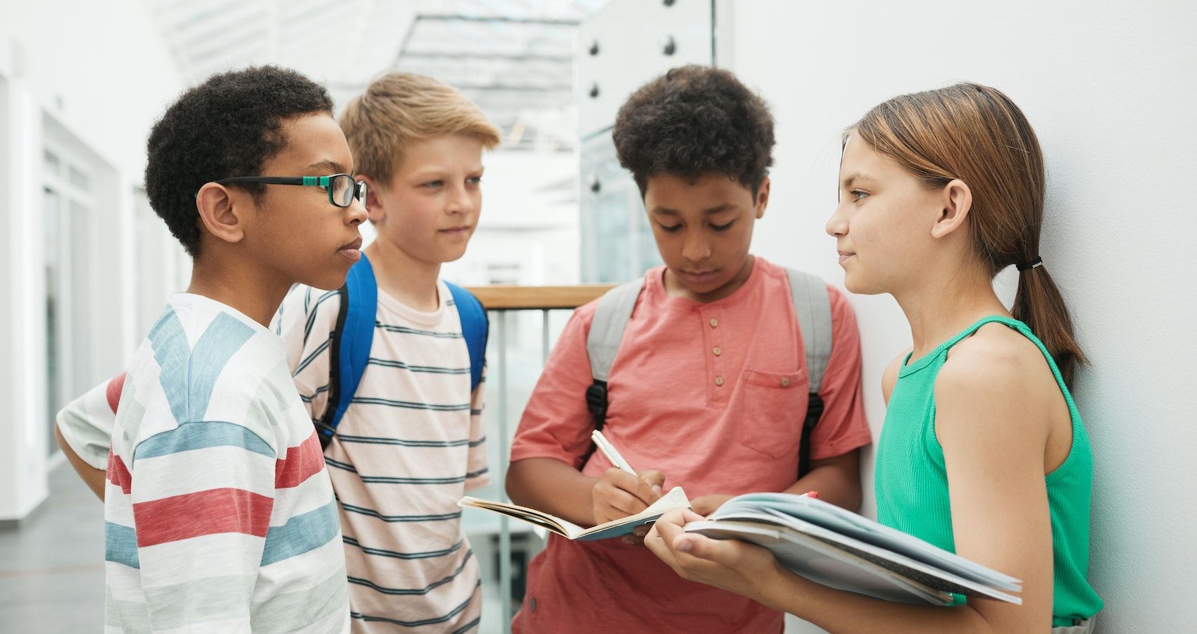 How To Encourage Your 3rd Grader To Make Friends This School Year