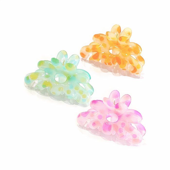 Trendy Claw Clips Every Teen Will Love